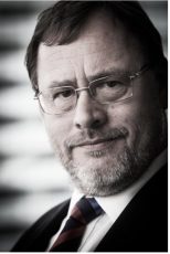 Professor Rhys Vaughan Williams FRSA FIET FIMECHE - Crossrail Learning ...